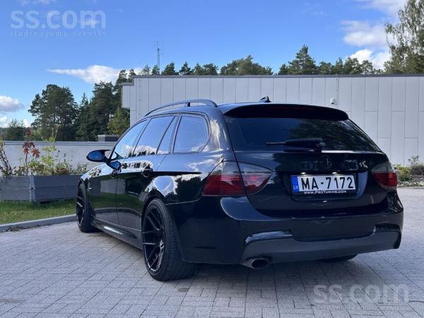 Melns BMW 320 2006 Tukums, ar dzinēja tilpumu 2.00 L un nobraukumu 0 tūkst. km par 4500 €, foto 4 vietnē AUTOMOTO.COM.LV