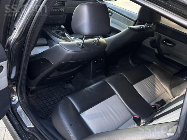 Melns BMW 320 2006 Tukums, ar dzinēja tilpumu 2.00 L un nobraukumu 0 tūkst. km par 4500 €, foto 9 vietnē AUTOMOTO.COM.LV