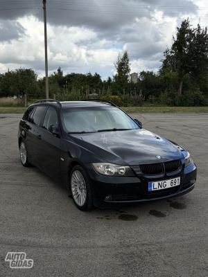 Melns BMW 320 2006 Viļņa, ar dzinēja tilpumu 2.00 L un nobraukumu 310 tūkst. km par 2750 €, foto  vietnē AUTOMOTO.COM.LV