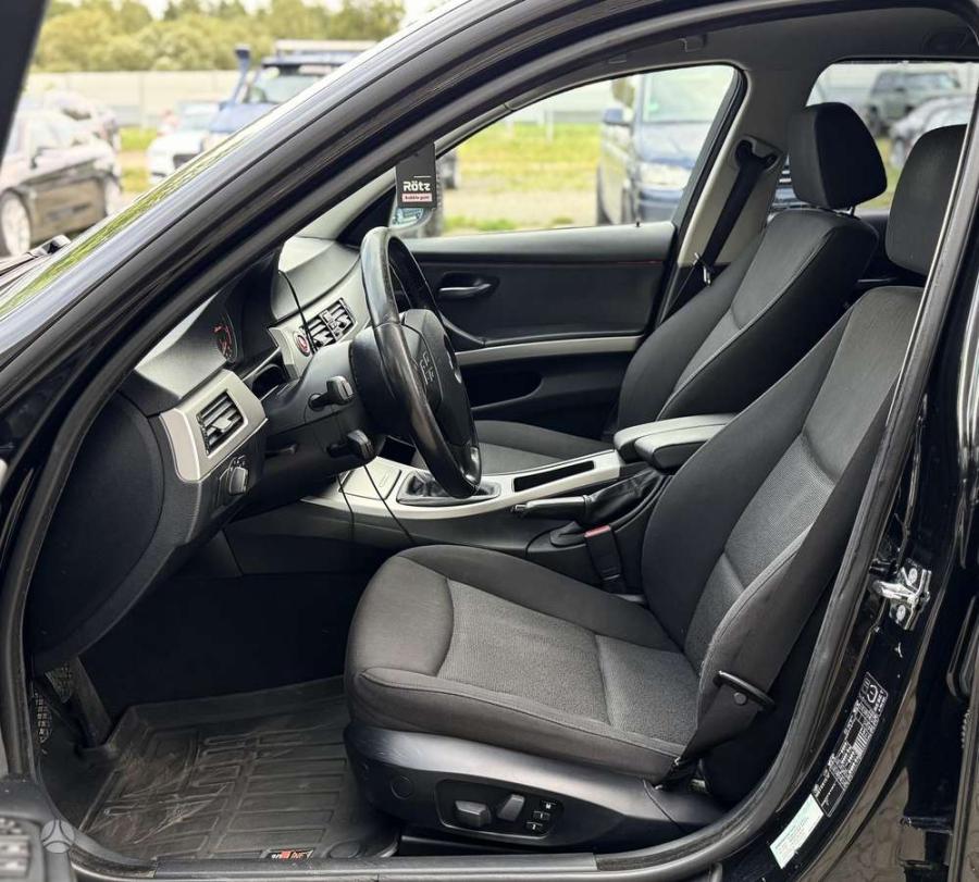 Melns BMW 320 2006 Radviliškis, ar dzinēja tilpumu 2.00 L un nobraukumu 389 tūkst. km par 3150 €, foto 18 vietnē AUTOMOTO.COM.LV
