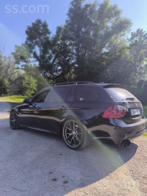 Черный БМВ 320 2006 в Мадона, объемом двигателя 2.00 л и пробегом 400 тыс. км за 4500 €, фото 8 на AUTOMOTO.COM.LV