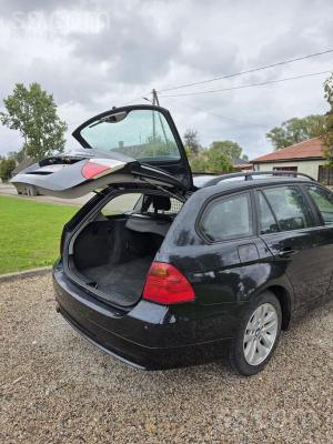 Black BMW 320 2006 in Ventspils, with an engine capacity of 2.00 L and mileage of 356 thousand km for 3390 €, photo 18 on AUTOMOTO.COM.LV