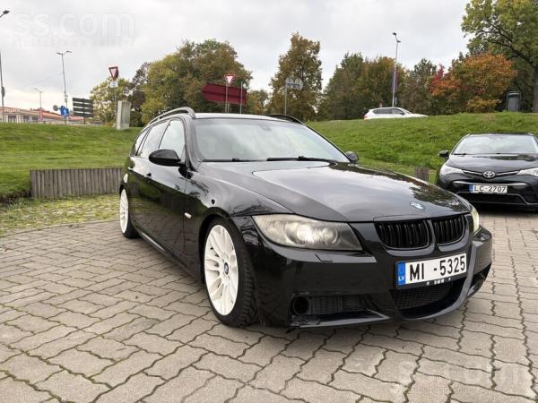 BMW 320 2006 Jelgava vietnÄ Melns BMW 320 2006 Jelgava, ar dzinÄja tilpumu 2.00 L un nobraukumu 382 tÅ«kst. km par 2800 ā¬, foto 7 vietnÄ AUTOMOTO.COM.LV