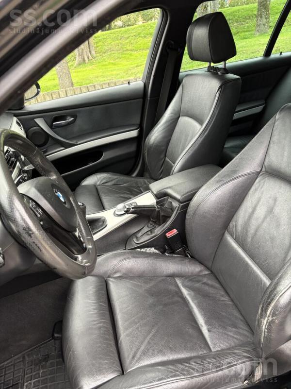 BMW 320 2006 Jelgava vietnÄ Melns BMW 320 2006 Jelgava, ar dzinÄja tilpumu 2.00 L un nobraukumu 382 tÅ«kst. km par 2800 ā¬, foto 10 vietnÄ AUTOMOTO.COM.LV