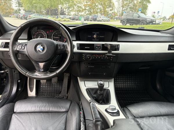 BMW 320 2006 Jelgava vietnÄ Melns BMW 320 2006 Jelgava, ar dzinÄja tilpumu 2.00 L un nobraukumu 382 tÅ«kst. km par 2800 ā¬, foto 11 vietnÄ AUTOMOTO.COM.LV