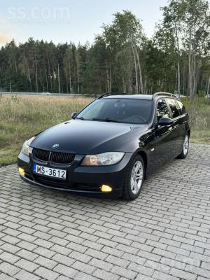 Melns BMW 320 2006 Rīga, ar dzinēja tilpumu 2.00 L un nobraukumu 300 tūkst. km par 3500 €, foto 4 vietnē AUTOMOTO.COM.LV