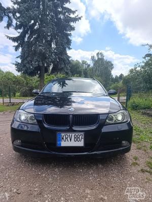 Черный БМВ 320 2006 в Вилкавишкис, объемом двигателя 2.00 л и пробегом 400 тыс. км за 1200 €, фото  на AUTOMOTO.COM.LV