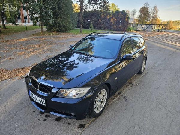 BMW 320 2006 Šakiai vietnē Melns BMW 320 2006 Šakiai, ar dzinēja tilpumu 2.00 L un nobraukumu 360 tūkst. km par 3599 €, foto 1 vietnē AUTOMOTO.COM.LV