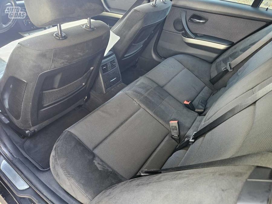 Melns BMW 320 2006 Šakiai, ar dzinēja tilpumu 2.00 L un nobraukumu 360 tūkst. km par 3599 €, foto 15 vietnē AUTOMOTO.COM.LV