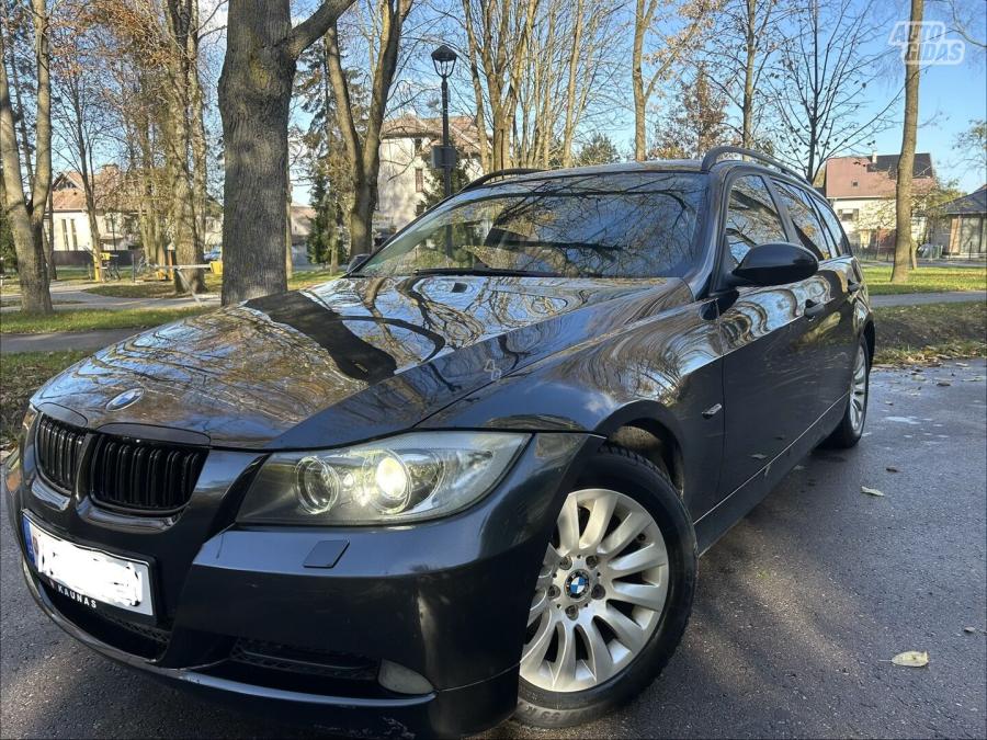 Black BMW 320 2006 in Kaunas, with an engine capacity of 2.00 L and mileage of 260 thousand km for 2790 €, photo 3 on AUTOMOTO.COM.LV