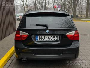 Melns BMW 320 2007 Rīga, ar dzinēja tilpumu 2.00 L un nobraukumu 345 tūkst. km par 3590 €, foto 9 vietnē AUTOMOTO.COM.LV