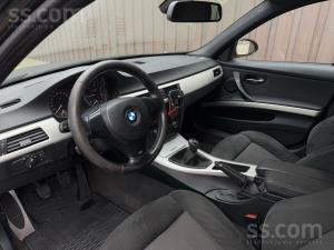 Melns BMW 320 2007 Rīga, ar dzinēja tilpumu 2.00 L un nobraukumu 345 tūkst. km par 3590 €, foto 12 vietnē AUTOMOTO.COM.LV