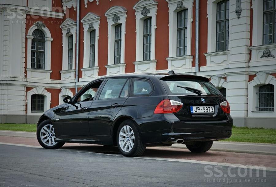 Black BMW 320 2007 in Jelgava, with an engine capacity of 2.00 L and mileage of 398 thousand km for 3300 €, photo 6 on AUTOMOTO.COM.LV