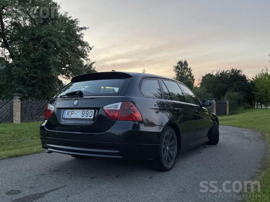 Black BMW 320 2007 in Jekabpils, with an engine capacity of 2.00 L and mileage of 409 thousand km for 3500 €, photo 3 on AUTOMOTO.COM.LV