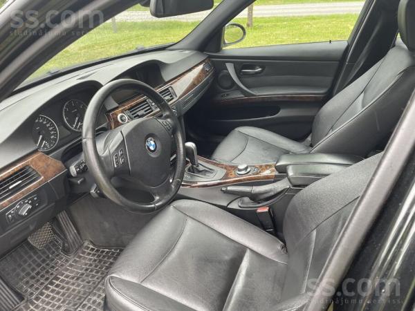 Black BMW 320 2007 in Jekabpils, with an engine capacity of 2.00 L and mileage of 409 thousand km for 3500 €, photo 5 on AUTOMOTO.COM.LV