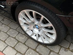 Black BMW 320 2007 in Riga, with an engine capacity of 2.00 L and mileage of 295 thousand km for 2500 €, photo 4 on AUTOMOTO.COM.LV