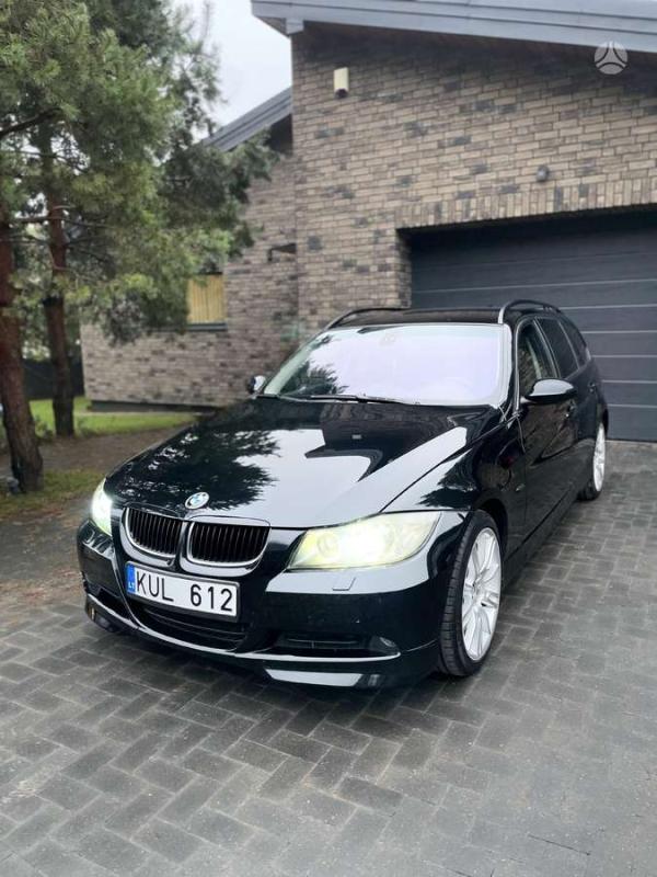 Black BMW 320 2007 in Vilnius, with an engine capacity of 2.00 L and mileage of 281 thousand km for 4199 €, photo 1 on AUTOMOTO.COM.LV