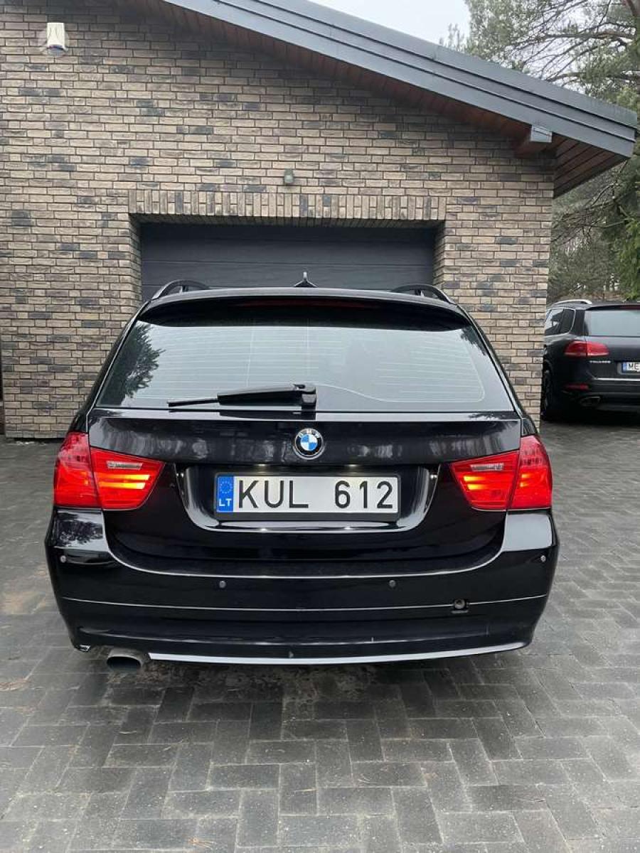 Black BMW 320 2007 in Vilnius, with an engine capacity of 2.00 L and mileage of 281 thousand km for 4199 €, photo 6 on AUTOMOTO.COM.LV