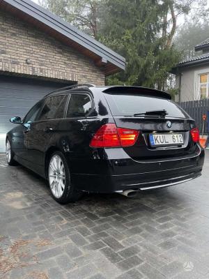 Black BMW 320 2007 in Vilnius, with an engine capacity of 2.00 L and mileage of 281 thousand km for 4199 €, photo 7 on AUTOMOTO.COM.LV