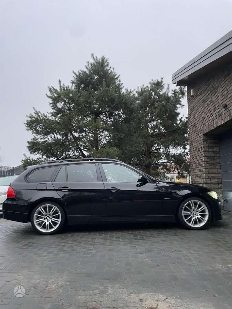 Black BMW 320 2007 in Vilnius, with an engine capacity of 2.00 L and mileage of 281 thousand km for 4199 €, photo 9 on AUTOMOTO.COM.LV