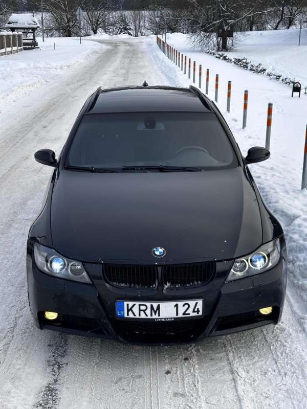 Black BMW 320 2007 in Vilnius, with an engine capacity of 2.00 L and mileage of 337 thousand km for 4750 €, photo 4 on AUTOMOTO.COM.LV