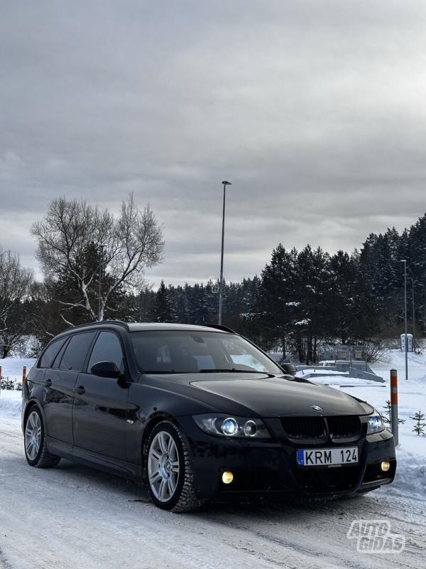 Melns BMW 320 2007 Viļņa, ar dzinēja tilpumu 2.00 L un nobraukumu 337 tūkst. km par 4750 €, foto 1 vietnē AUTOMOTO.COM.LV