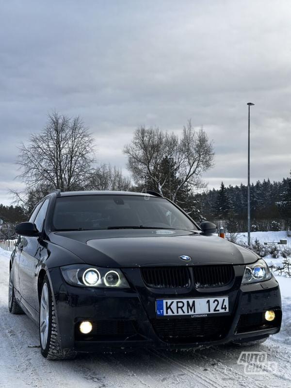 Melns BMW 320 2007 Viļņa, ar dzinēja tilpumu 2.00 L un nobraukumu 337 tūkst. km par 4750 €, foto 2 vietnē AUTOMOTO.COM.LV