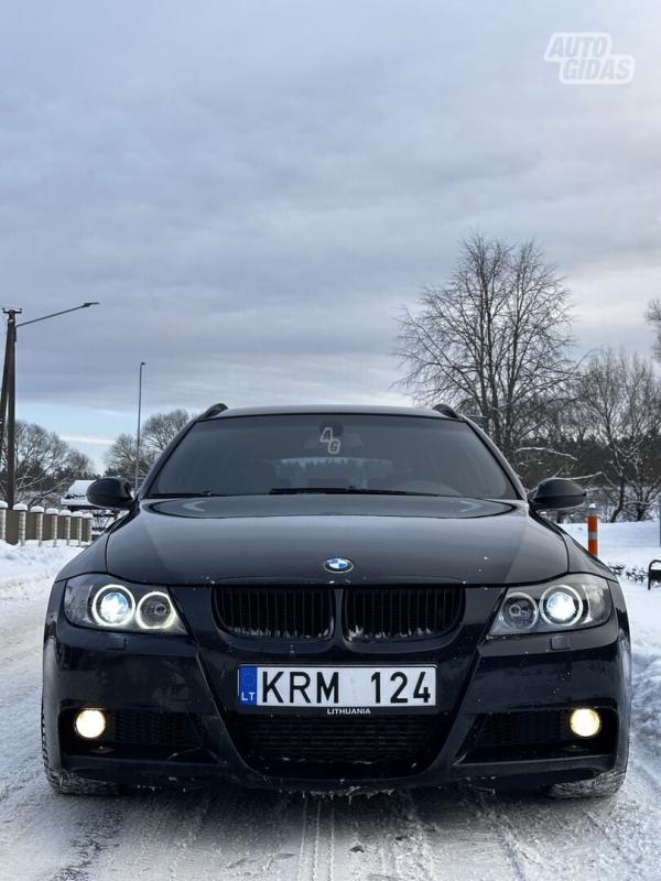 Melns BMW 320 2007 Viļņa, ar dzinēja tilpumu 2.00 L un nobraukumu 337 tūkst. km par 4750 €, foto 3 vietnē AUTOMOTO.COM.LV