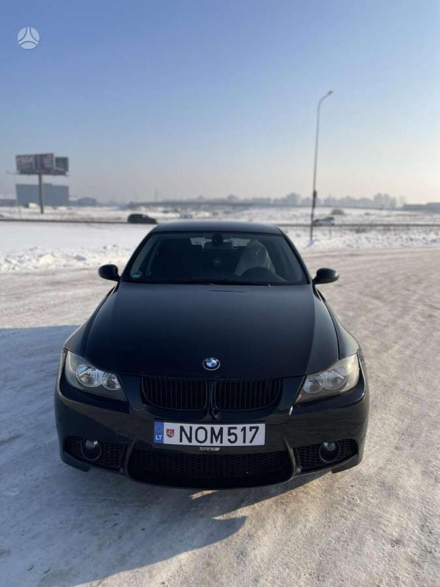 Black BMW 320 2007 in Kaunas, with an engine capacity of 2.00 L and mileage of 313 thousand km for 3800 €, photo 1 on AUTOMOTO.COM.LV