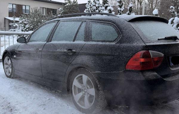 Melns BMW 320 2007 Viļņa, ar dzinēja tilpumu 2.00 L un nobraukumu 421 tūkst. km par 2350 €, foto 6 vietnē AUTOMOTO.COM.LV