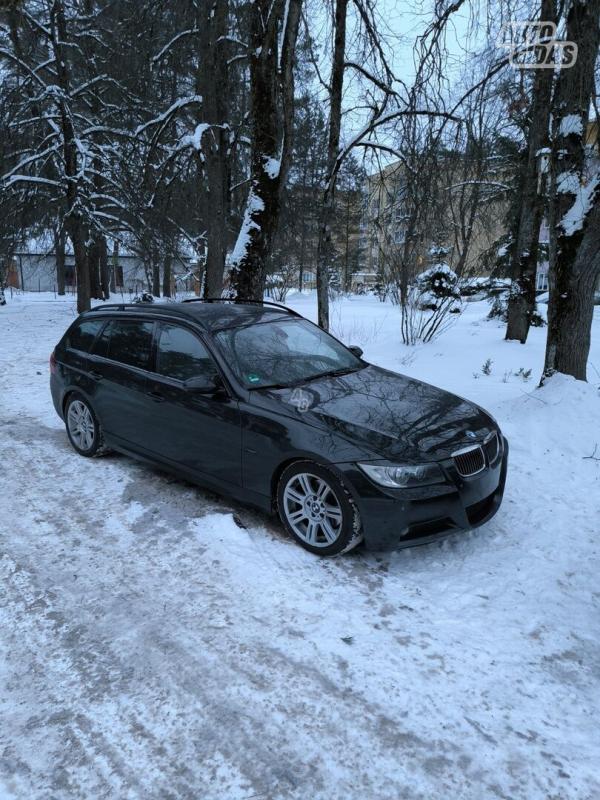 Black BMW 320 2007 in Vilnius, with an engine capacity of 2.00 L and mileage of 400 thousand km for 4990 €, photo 1 on AUTOMOTO.COM.LV