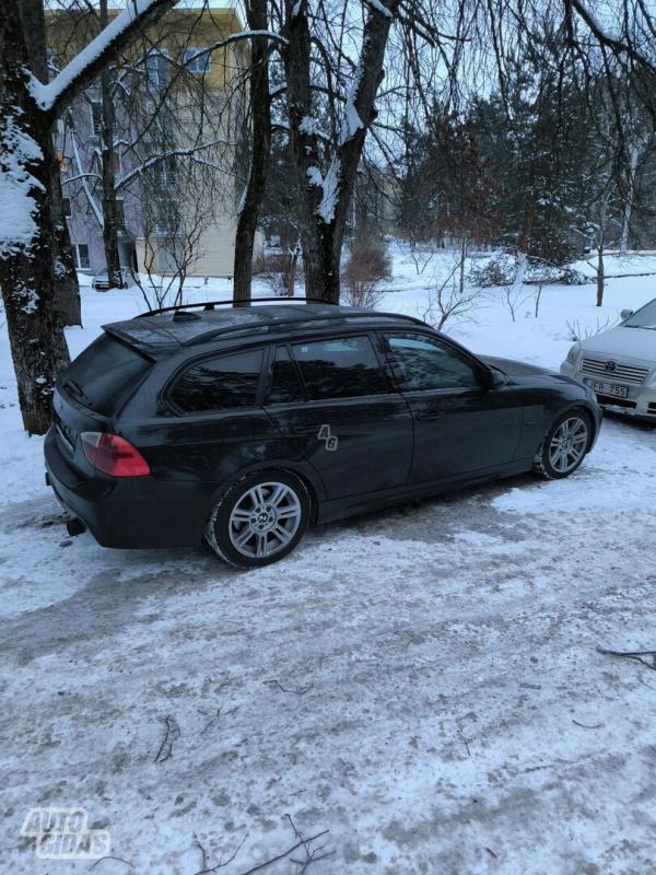 Black BMW 320 2007 in Vilnius, with an engine capacity of 2.00 L and mileage of 400 thousand km for 4990 €, photo 4 on AUTOMOTO.COM.LV