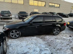Black BMW 320 2007 in Vilnius, with an engine capacity of 2.00 L and mileage of 330 thousand km for 2700 €, photo 3 on AUTOMOTO.COM.LV