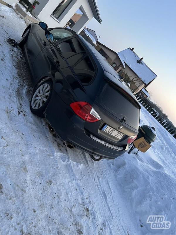 Black BMW 320 2007 in Kretinga, with an engine capacity of 2.00 L and mileage of 378 thousand km for 3200 €, photo 2 on AUTOMOTO.COM.LV