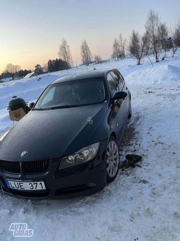 Black BMW 320 2007 in Kretinga, with an engine capacity of 2.00 L and mileage of 378 thousand km for 3200 €, photo 3 on AUTOMOTO.COM.LV