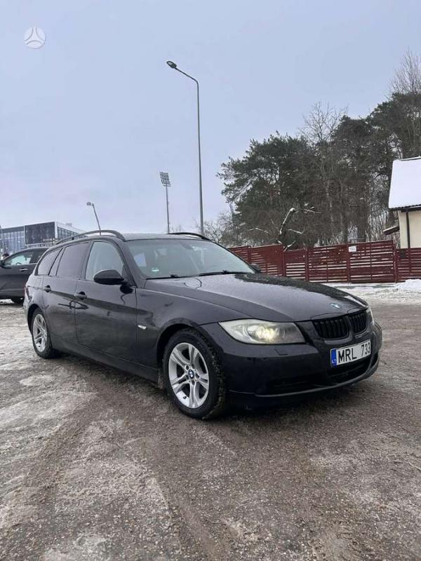 Black BMW 320 2007 in Panevezys, with an engine capacity of 2.00 L and mileage of 420 thousand km for 3600 €, photo 1 on AUTOMOTO.COM.LV