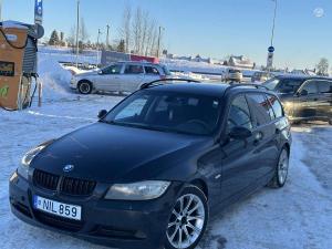 Melns BMW 320 2007 Šauļi, ar dzinēja tilpumu 2.00 L un nobraukumu 360 tūkst. km par 2650 €, foto 3 vietnē AUTOMOTO.COM.LV