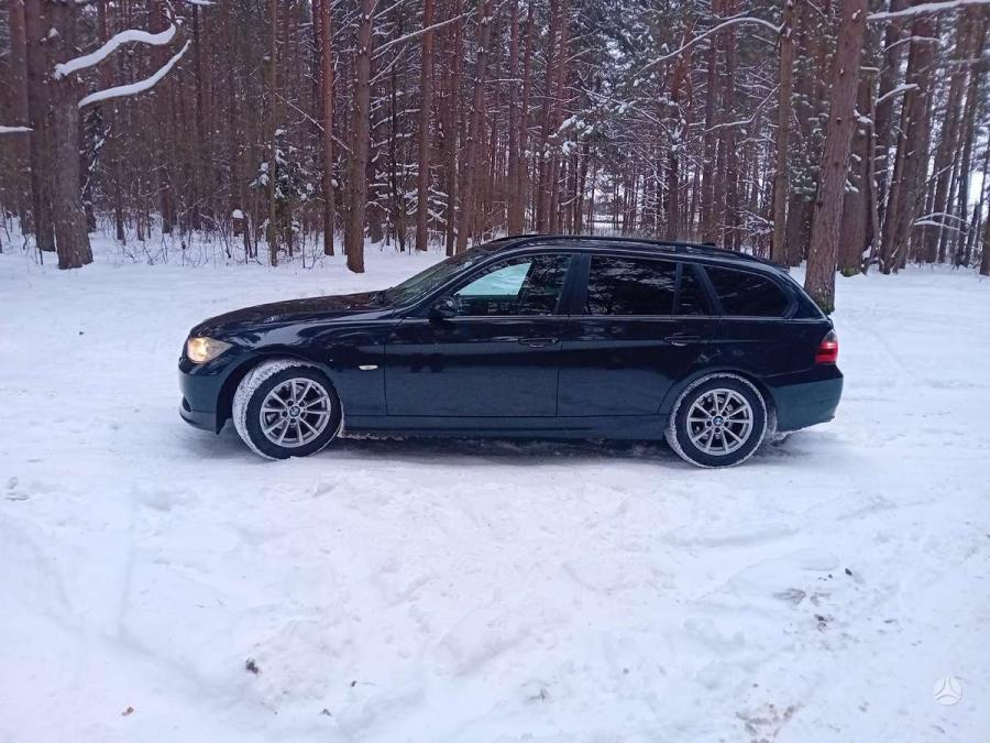 Melns BMW 320 2007 Utena, ar dzinēja tilpumu 2.00 L un nobraukumu 320 tūkst. km par 3300 €, foto 3 vietnē AUTOMOTO.COM.LV