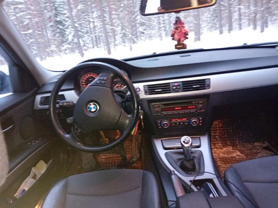 Melns BMW 320 2007 Utena, ar dzinēja tilpumu 2.00 L un nobraukumu 320 tūkst. km par 3300 €, foto 7 vietnē AUTOMOTO.COM.LV