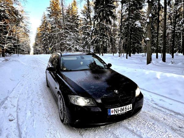 Black BMW 320 2007 in Kursenai, with an engine capacity of 2.00 L and mileage of 378 thousand km for 3000 €, photo 1 on AUTOMOTO.COM.LV