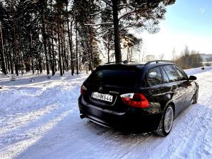 Melns BMW 320 2007 Kuršėnai, ar dzinēja tilpumu 2.00 L un nobraukumu 378 tūkst. km par 3000 €, foto 7 vietnē AUTOMOTO.COM.LV