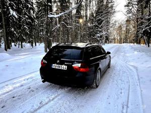 Melns BMW 320 2007 Kuršėnai, ar dzinēja tilpumu 2.00 L un nobraukumu 378 tūkst. km par 3000 €, foto 10 vietnē AUTOMOTO.COM.LV