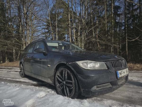 Melns BMW 320 2007 Kauņa, ar dzinēja tilpumu 1.80 L un nobraukumu 257 tūkst. km par 1500 €, foto 4 vietnē AUTOMOTO.COM.LV