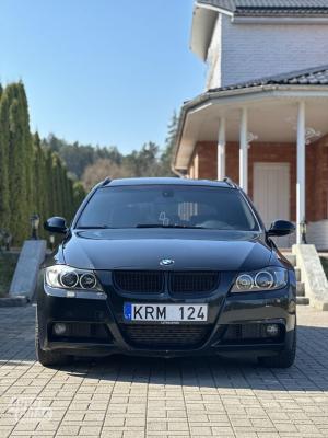 Melns BMW 320 2007 Viļņa, ar dzinēja tilpumu 2.00 L un nobraukumu 337 tūkst. km par 3650 €, foto 3 vietnē AUTOMOTO.COM.LV