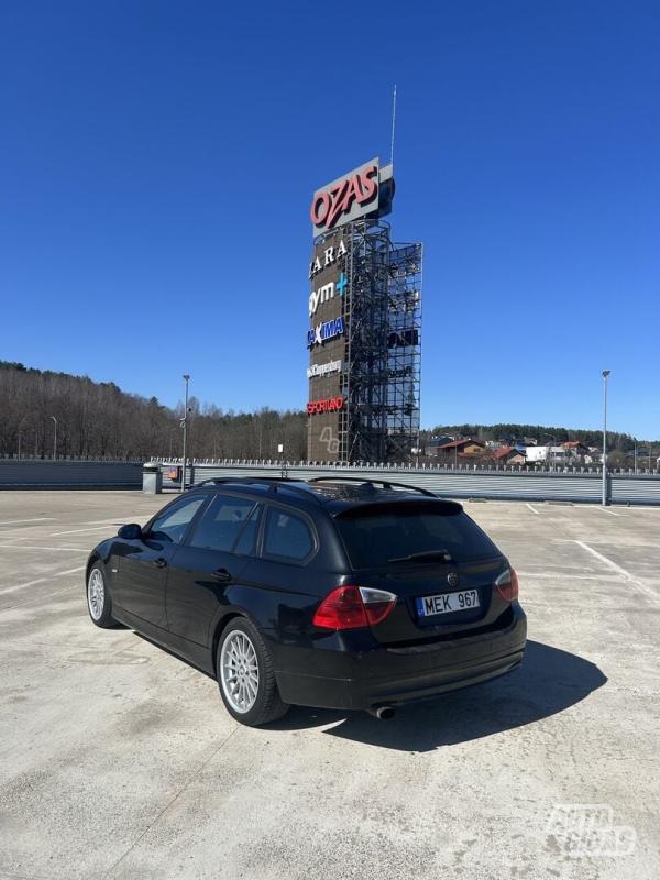 Black BMW 320 2007 in Vilnius, with an engine capacity of 2.00 L and mileage of 309 thousand km for 3500 €, photo 2 on AUTOMOTO.COM.LV