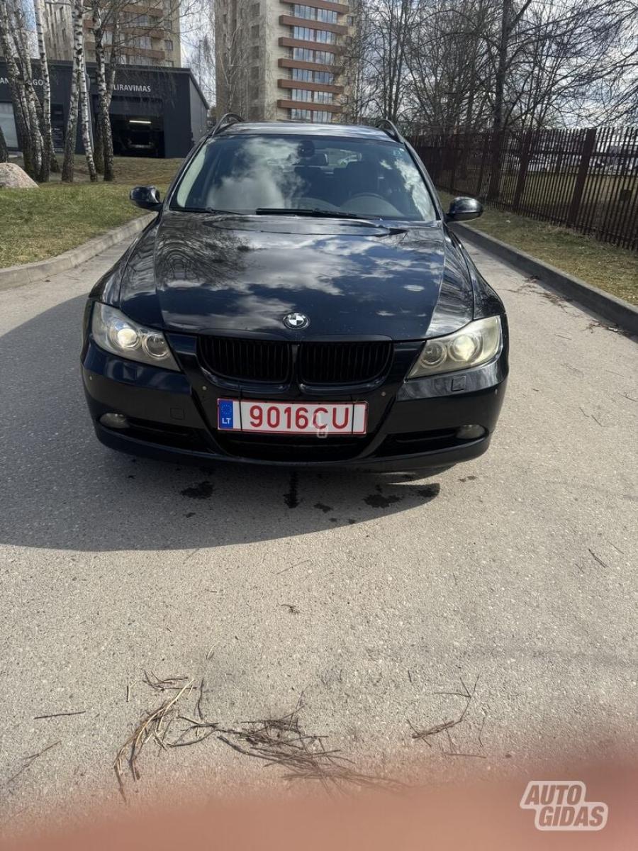 Black BMW 320 2007 in Kaunas, with an engine capacity of 2.00 L and mileage of 450 thousand km for 2950 €, photo 3 on AUTOMOTO.COM.LV