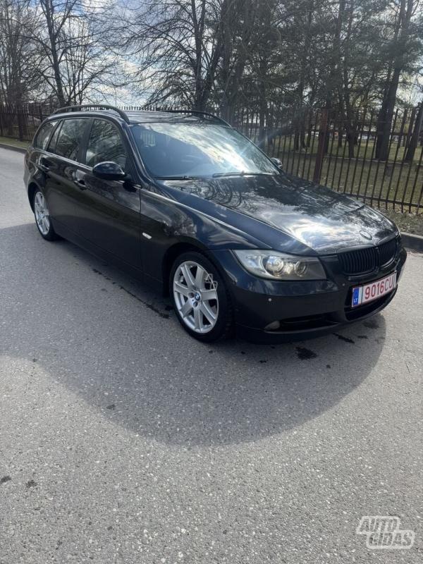 Melns BMW 320 2007 Kauņa, ar dzinēja tilpumu 2.00 L un nobraukumu 450 tūkst. km par 2950 €, foto 3 vietnē AUTOMOTO.COM.LV