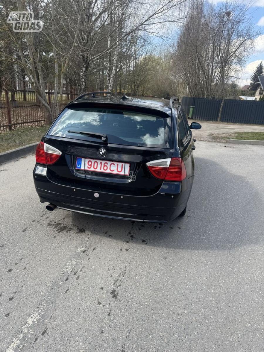 Black BMW 320 2007 in Kaunas, with an engine capacity of 2.00 L and mileage of 450 thousand km for 2950 €, photo 7 on AUTOMOTO.COM.LV