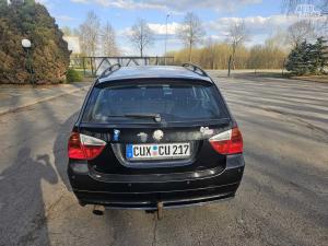 Black BMW 320 2007 in Sakiai, with an engine capacity of 2.00 L and mileage of 312 thousand km for 1600 €, photo 7 on AUTOMOTO.COM.LV