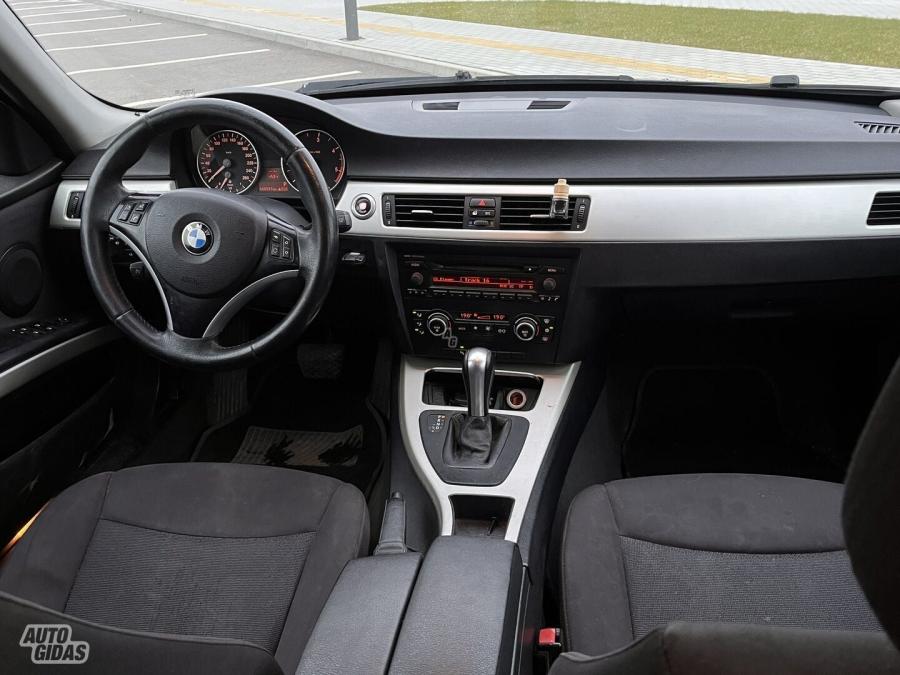 Melns BMW 320 2007 Klaipėda, ar dzinēja tilpumu 2.00 L un nobraukumu 448 tūkst. km par 2000 €, foto 8 vietnē AUTOMOTO.COM.LV